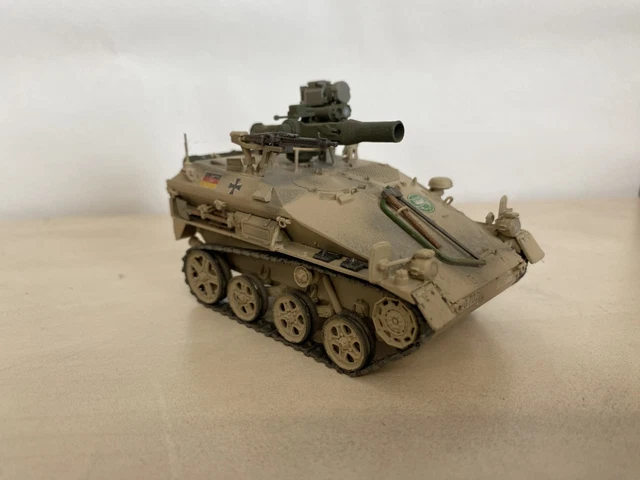 AFV CLUB AF35265 1:35 Wiesel 1A1-A2 TOW ISAF fertig gebaut und lackiert ...