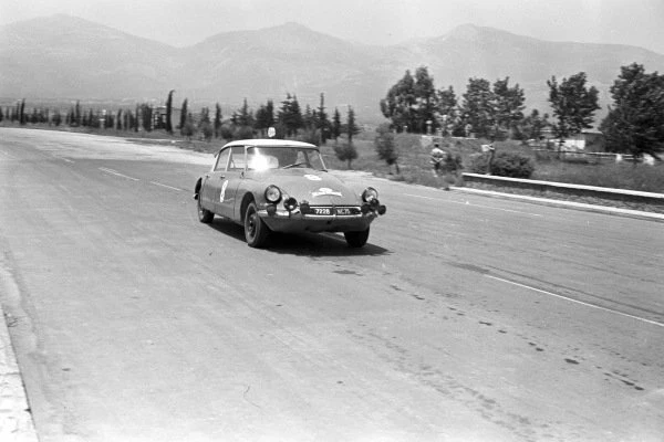 PATRICK VANSON & Jean-Paul Joly Citroen DS19 Acropolis Rally 1965 Old ...
