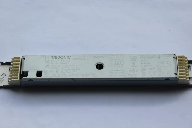 TRIDONIC EM 04 PRO G2 Auto Test Emergency Lighting Module 4.8V 4Ah x 4 ...