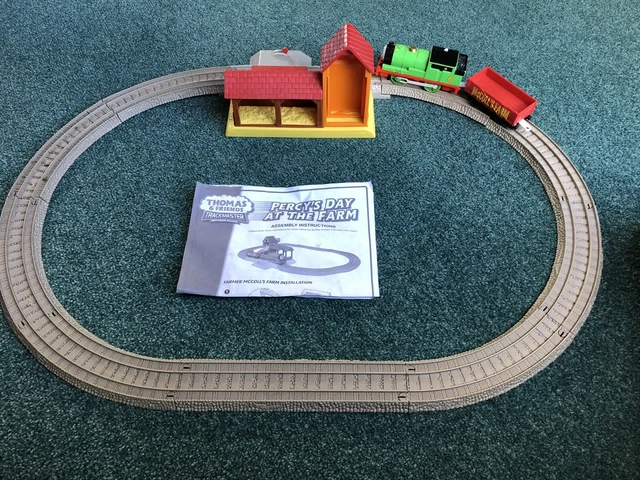 THOMAS TRACKMASTER - Percy’s Day At The Farm Set - Thomas The Tank ...