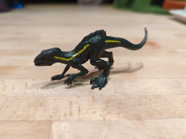 JURASSIC WORLD PARK Mini Action Dino INDORAPTOR Dinosaur Small Toy ...