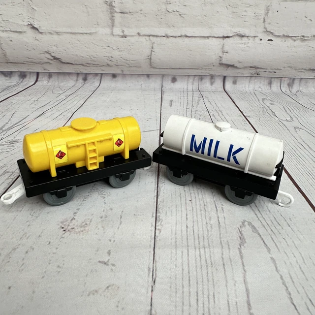 MILK FUEL TRUCK Wagon Thomas the Tank Engine Trackmaster Tomy £10.00 ...