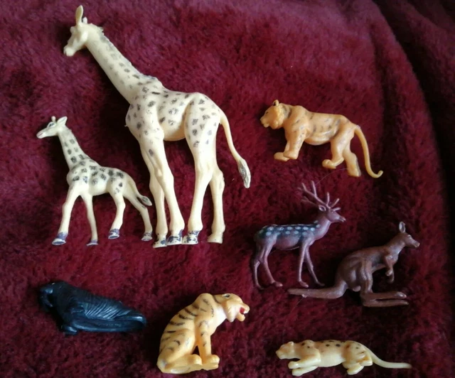 VINTAGE WILD ANIMALS ZOO PLASTIC FIGURES SINGAPORE BUNDLE OF 8 UNBOXED ...