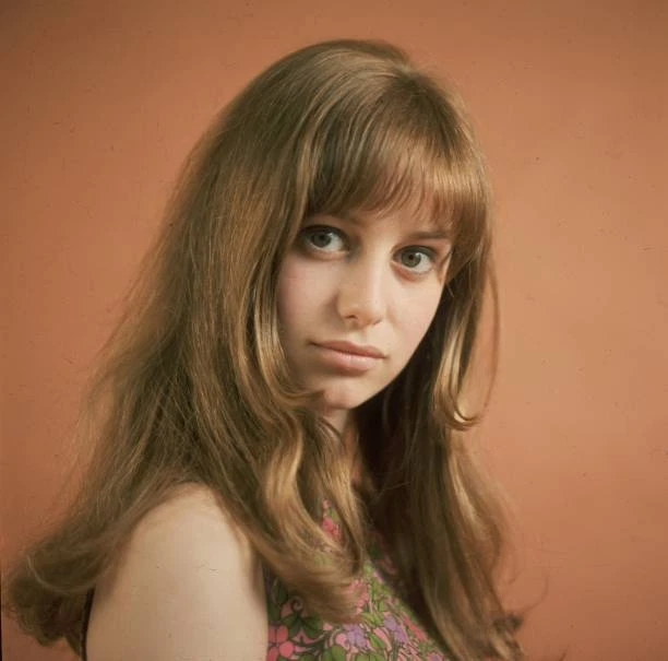 BRITISH FILM AND stage actress Susan George - 1965 Old Photo £4.70 ...