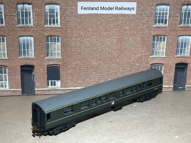 TRIX TRANS-PENNINE DMU Corridor 2Nd Coach Ne 59766 Br Green £20.00 ...