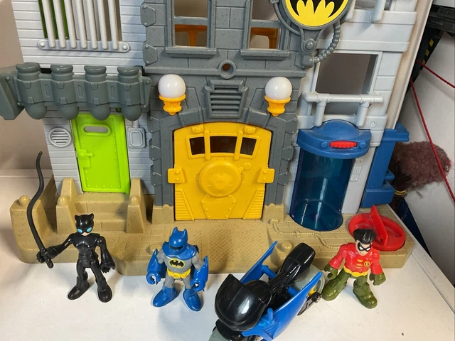 FISHER-PRICE IMAGINEXT BATMAN Gotham City PD Police Station Playset ...