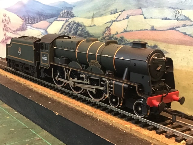 AIRFIX 54121-3 L.M.S class 6P B.R green livery No 46100. ‘ROYAL SCOT ...