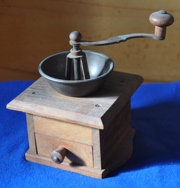 ANTIKE KAFFEEMÜHLE VON ca. 1950 EUR 35,00 - PicClick DE