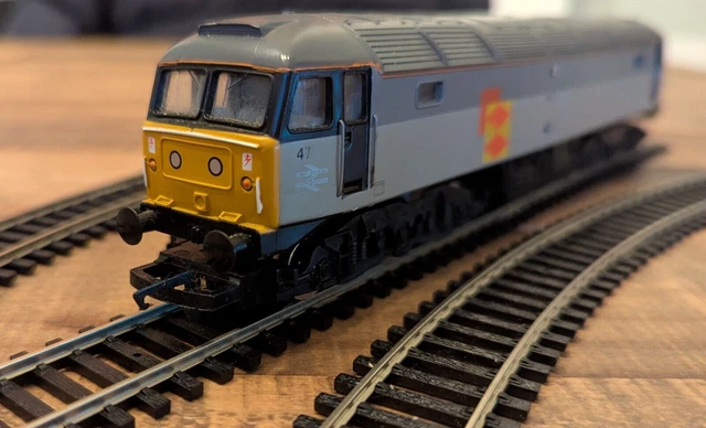 HORNBY OO GAUGE RailFreight Livery Class 47 diesel locomotive £4.20 - PicClick UK