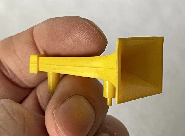 SPARES SINGLE VINTAGE Yellow Plastic Scalextric ? Speaker 1:32 Scale ...