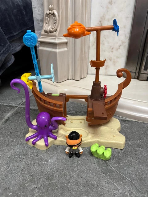 OCTONAUTS KWAZII’S SHIPWRECK PIRATE SHIP PLAYSET - With Kwazii & Sea ...