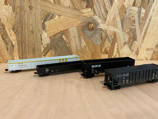 JOB LOT 4X Gondola and Hopper cars CSX, NS, BM. Atlas, Exact rail etc ...