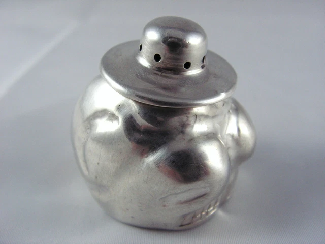 PAIRE DE SALERON Saliere & Poivriere Forme De Personnages En Argent ... PAIRE DE SALERON Saliere & Poivriere Forme De Personnages En Argent ...