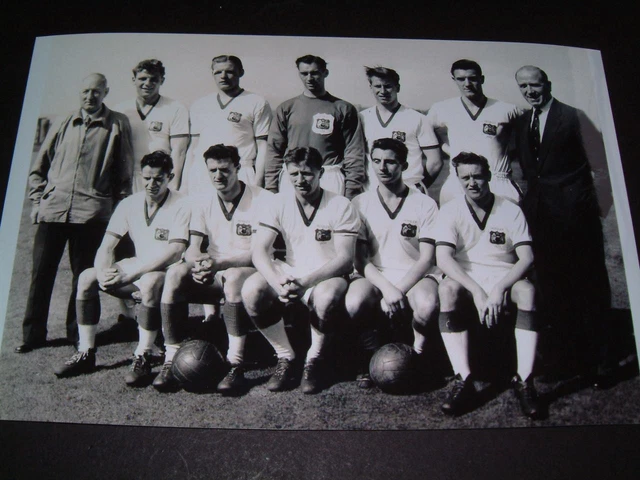 Manchester United Fc 1957 Busby Babes Duncan Edwards Matt Busby Roger