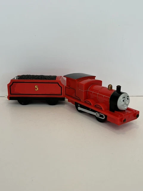 THOMAS TRACKMASTER TALKING James Train with linked tender VERY RARE £29 ...