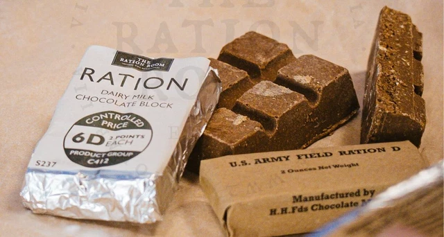 1940S-WW2-REPLICA RATION CHOCOLATE Gift Set Military D ration BAR+Milk ...