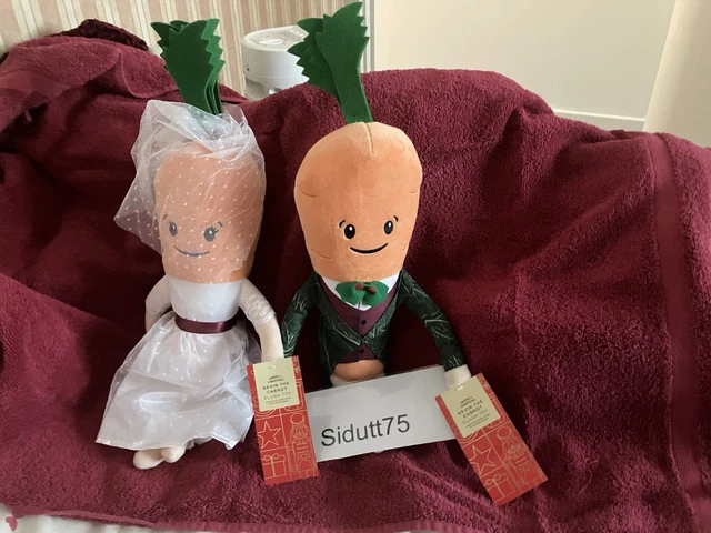 ALDI KEVIN THE Carrot Christmas 2025 Katie And Kevin BNWT. £19.36 ...