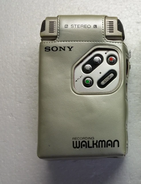 VINTAGE SONY WALKMAN Cassette Player tape Recorder 1982 WM-R2 Old ...