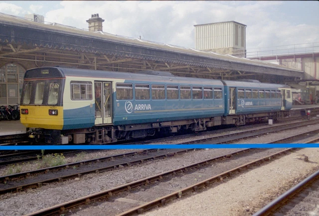 TRAIN COLOUR NEGATIVE Class 142 021 In Arriva Livery £0.99 - PicClick UK