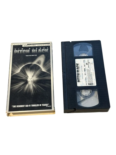 PITCH BLACK VHS Horror Sci-Fi Vin Diesel Radha Mitchell Universal 2000 ...