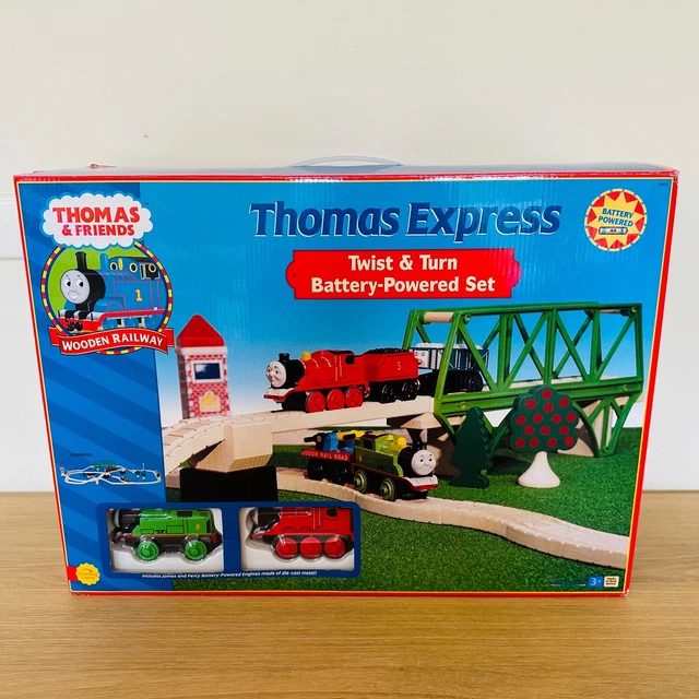 THOMAS EXPRESS TWIST & Turn Battery Powered Set Thomas & Friends Wooden ...