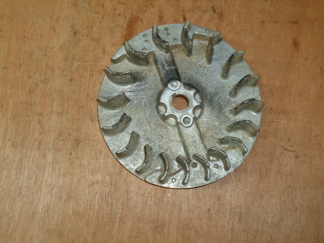 BRIGGS AND STRATTON Engine Flywheel 650/650E Series Quantum Engines ...