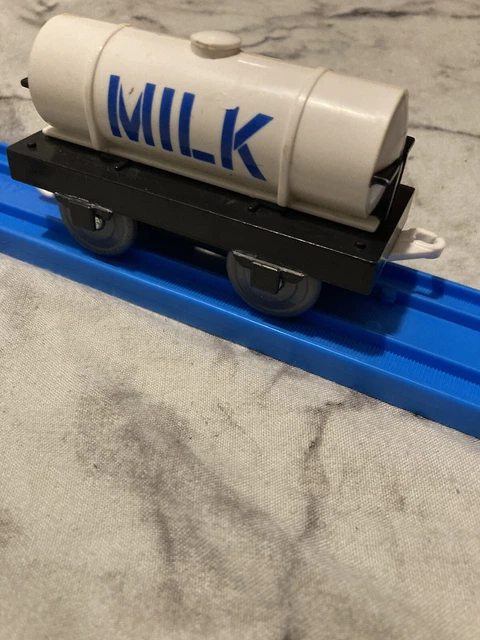 TOMY THOMAS THE tank Engine trackmaster Milk Sodor tanker vintage ...