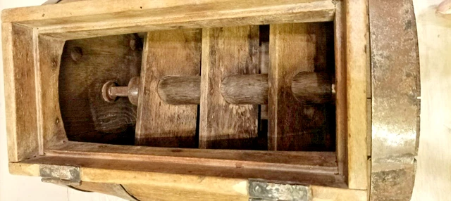 ANCIENNE BARATTE À beurre normande forme de tonneau bois cerclé avec ...