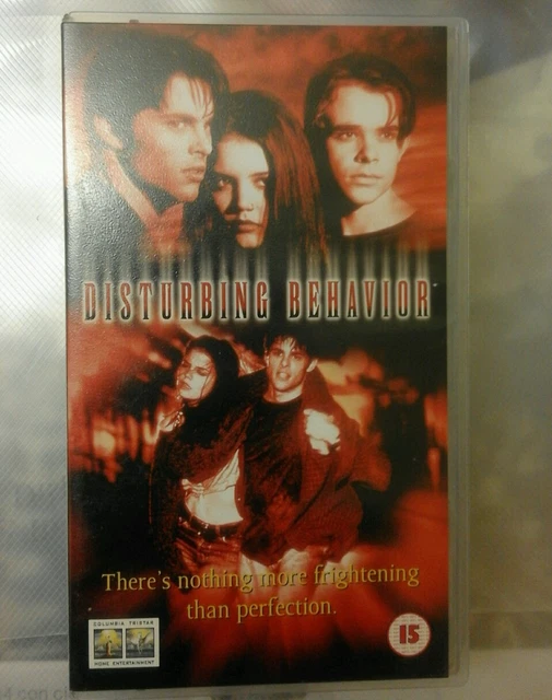 VHS VIDEO DISTURBING BEHAVIOUR Katie Holmes. 2002 (1998). Disturbing ...