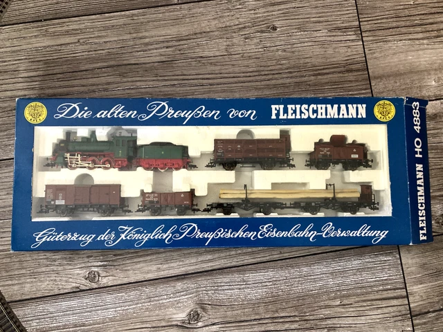 FLEISCHMANN H0 ZUGSET 4883 Die alten Preußen in OVP EUR 200,00 ...