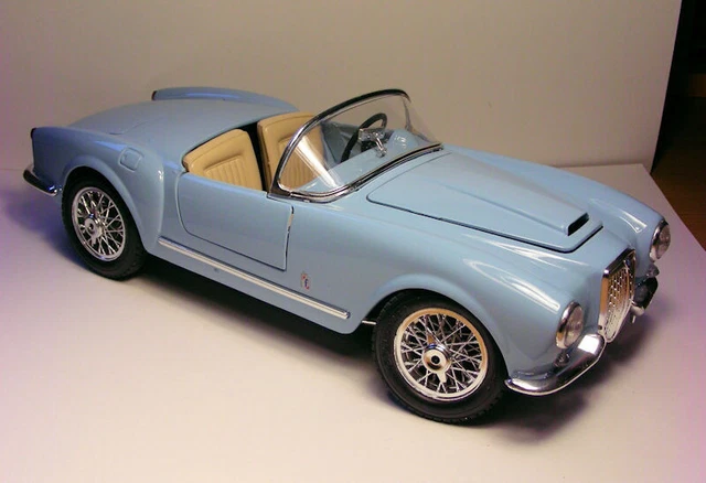 BBURAGO : LANCIA Aurelia B 24 Spider 1955 1/18. EUR 15,00 - PicClick FR