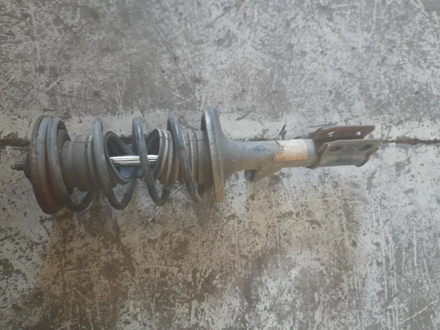 HOLDEN COMMODORE RIGHT Front Strut Vy1-Vy2, Sedan/Wagon, V6/V8 ...