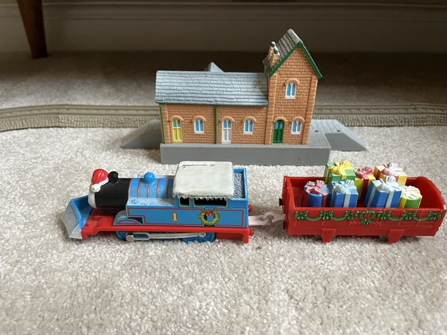 THOMAS THE TANK Engine - Christmas train set £50.00 - PicClick UK