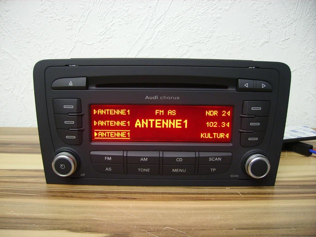 AUTORADIO S-LINE AUDI A3 8P 8P0 Radio Chorus Concert radio CD AUX mit defekte CD EUR 69,00 ...