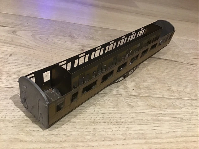 4MM HAMMOND BRASS Part Built Kit LMS 60ft 3rd Class Sleeper Please Read ...