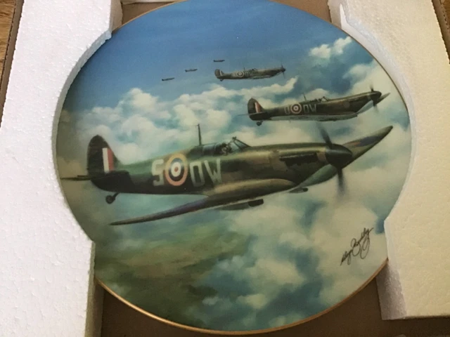 COALPORT SPITFIRES IN VIC Three formation RAF Collectors Plate £3.99 ...