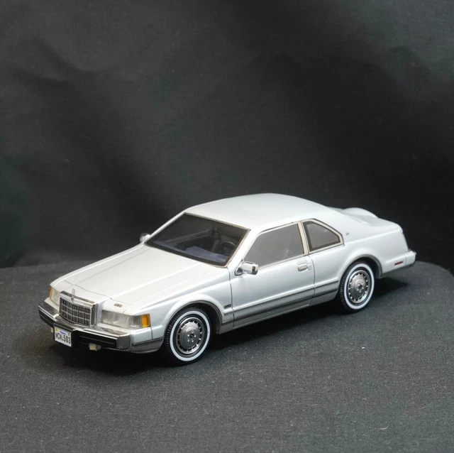 1/43 NEO SCALE MODELS Lincoln Mark VII Coupe resin die-cast silver ...