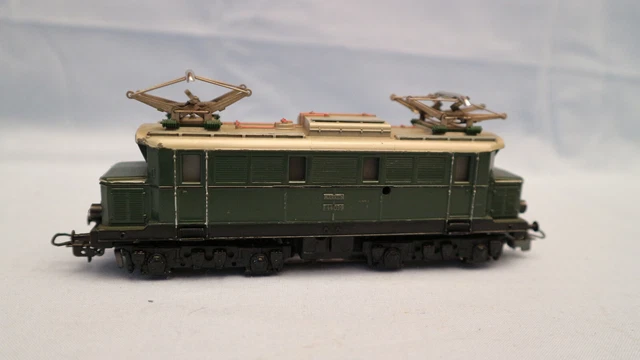 11. MÄRKLIN H0 3011 / SET 800, E-Lok BR E 44 039, grün, DB, ohne OVP EUR 42,50 - PicClick DE