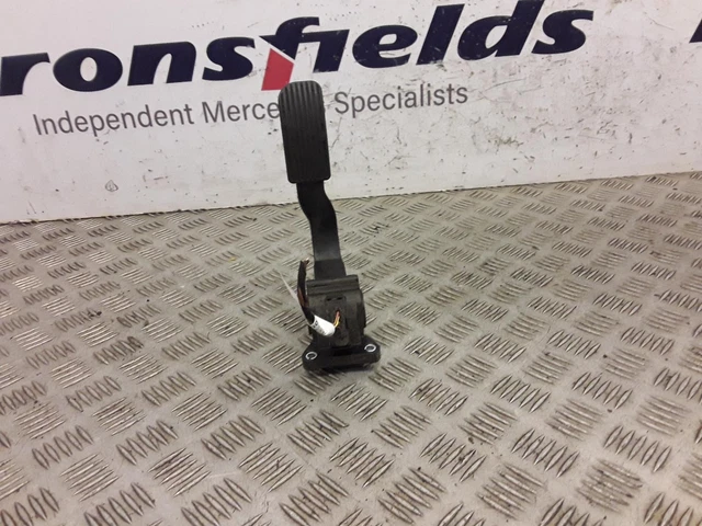 MERCEDES BENZ SPRINTER Mk3 907/910 2018-2024 Throttle Pedal/Potentiometer 315464 £54.50 ...