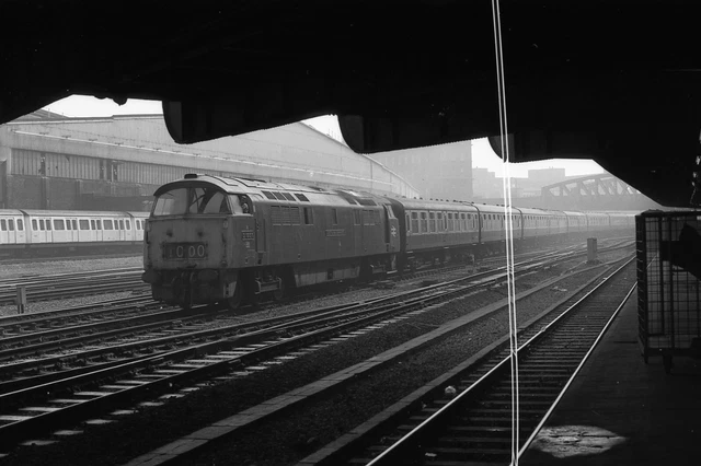 2 X 35MM Negatives BR Class 52 WESTERN Diesel D1037 Paddington May76 ...