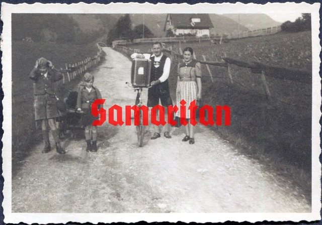 I9/33 WW2 ORIGINAL Photo Of German Wehrmacht Boy Scouts £4.37 - PicClick UK