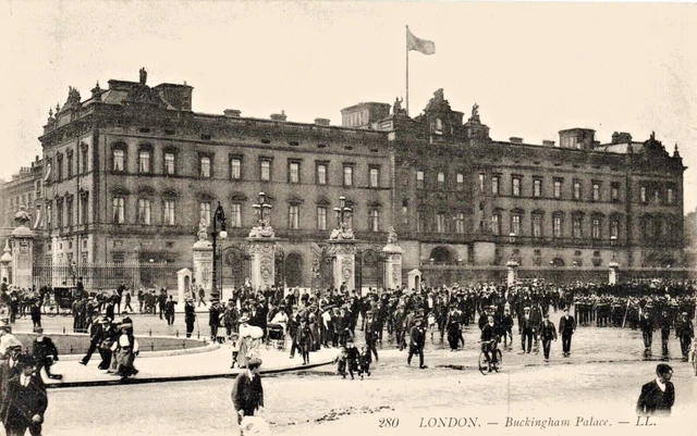 LONDON POSTCARD 1908 Buckingham Palace Royal Standard Louis Levy LL ...