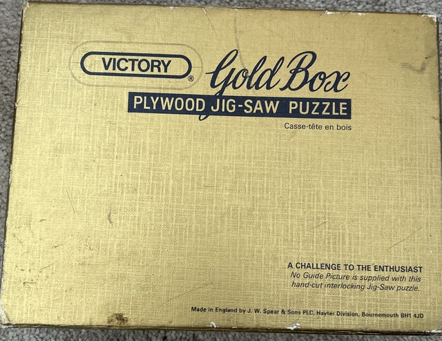 VTG. RARE VICTORY Gold Box 300-piece Wood Jigsaw Puzzle,”Strolling On ...