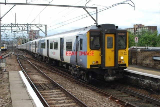 PHOTO CLASS 317 4-Car Emu No 317 501 (Ex-No 317 301) At Bethnal Green ...