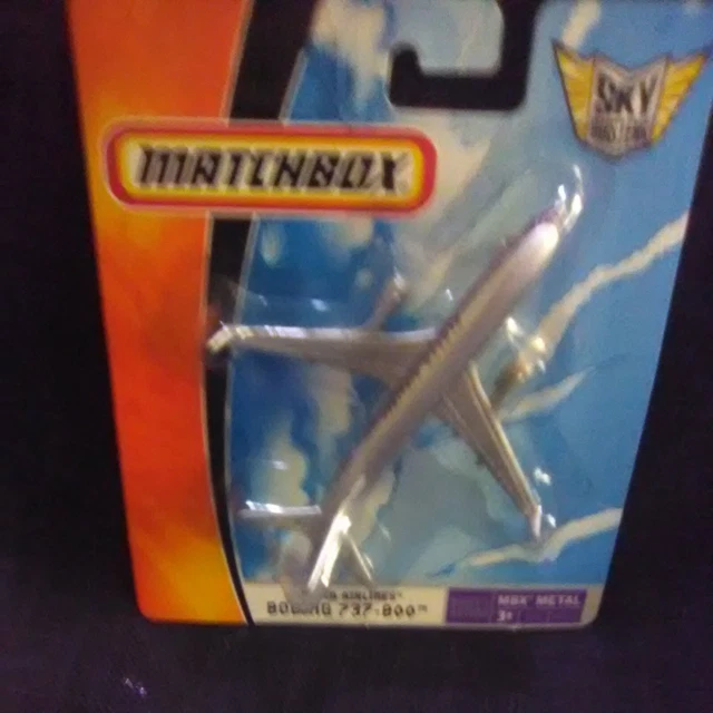 VINTAGE MATCHBOX SKY-BUSTERS 2008.Alaska Airlines Boeing 737-800. $14. ...