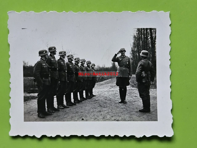 FOTO, WK2, EXTREM großer Offizier nimmt die Meldung ab (N)50985 EUR 3 ...