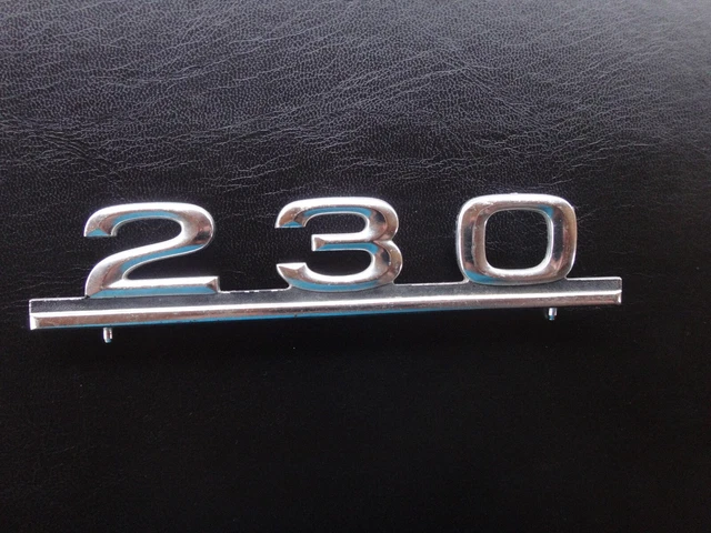 MB MERCEDES BENZ 230 Emblem Zeichen Logo Typenkenzeichen Typenschild ...