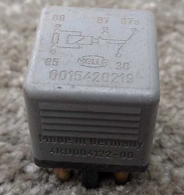MERCEDES-BENZ W126 190E R107 W124 Multi Purpose Relay 0015420219 £22.00 ...