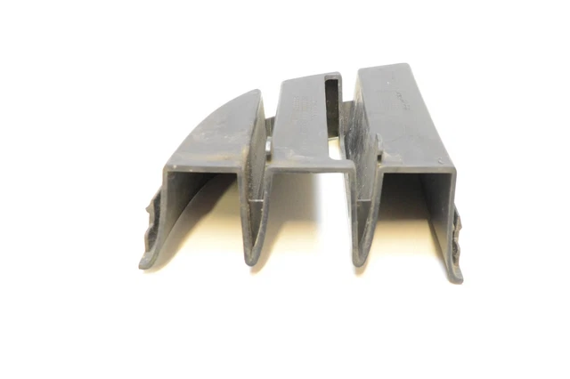 SKODA OCTAVIA 2010 LHD Avant Pare-Choc Bas Grille Droit Côté Bordure ...