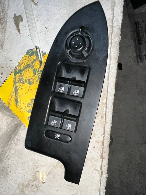 PULSANTIERA ALZAVETRO LATO Guida Originale Alfa Romeo Giulietta (940 ...